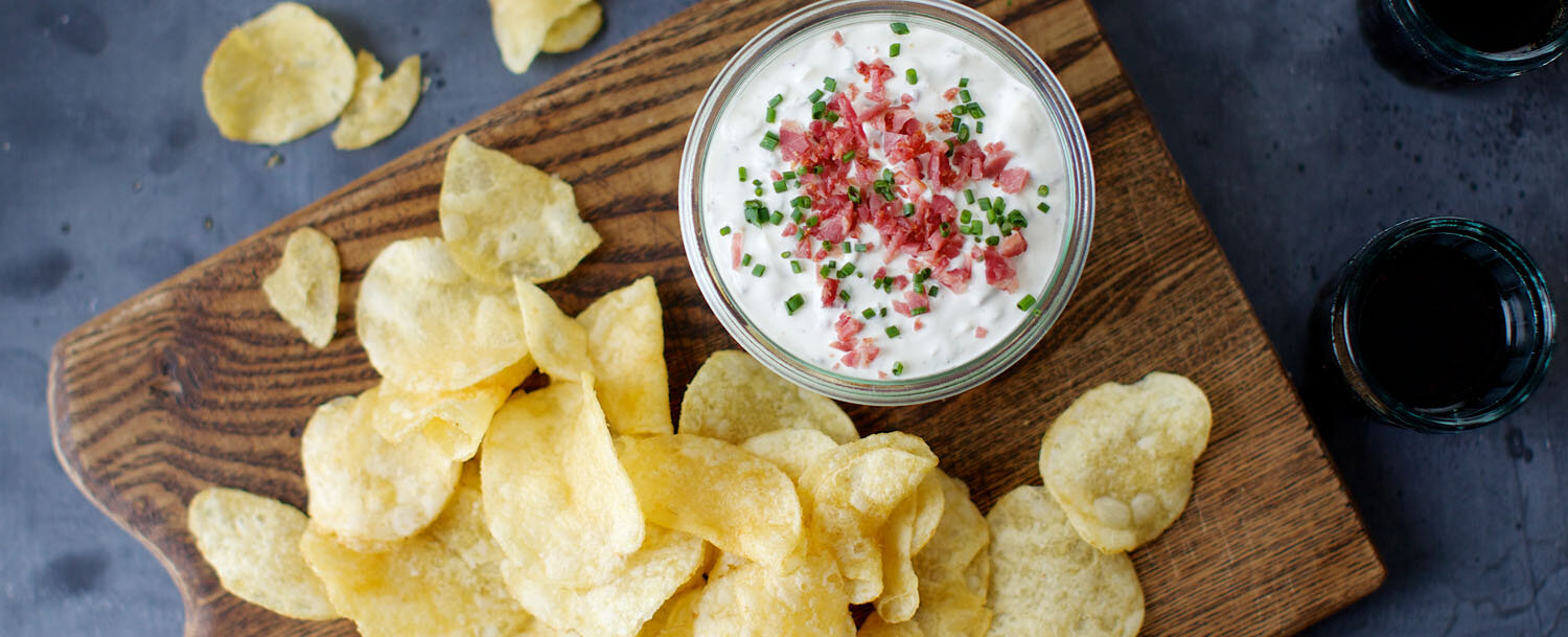 Recipes - Bacon and Scallion Sour Cream Dip - Applegate