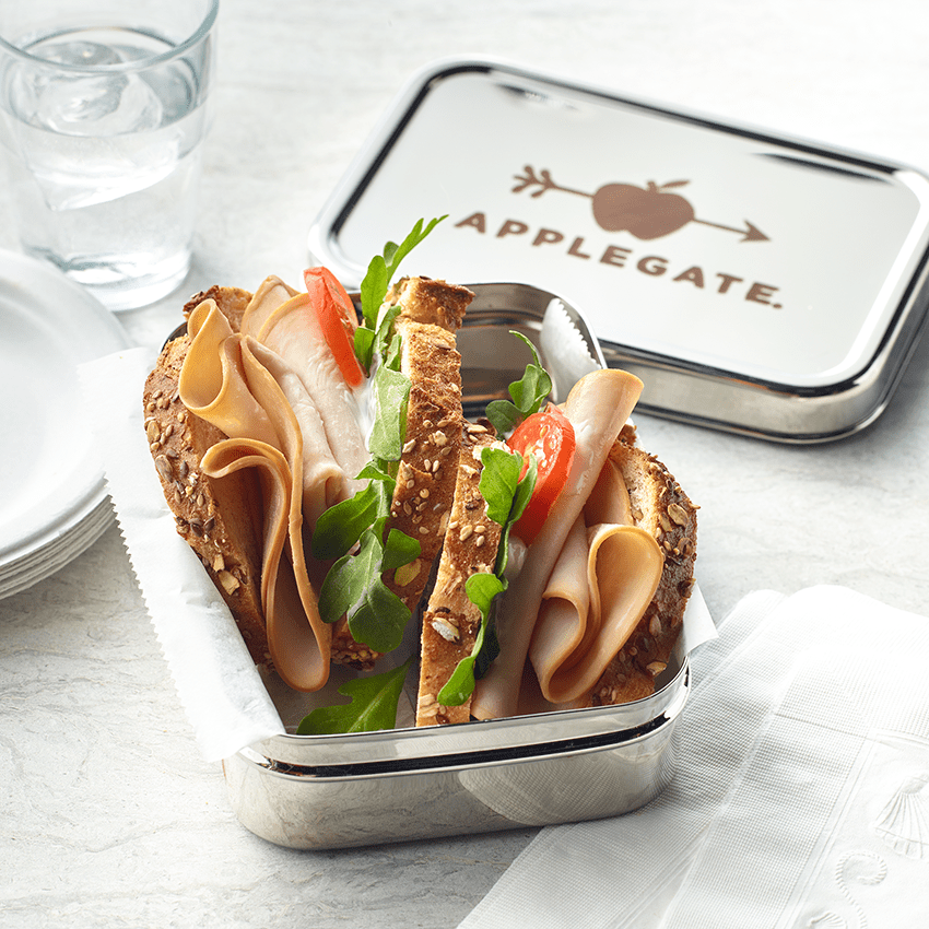 Products - Deli Meat - Natural Honey & Maple Turkey Breast - Applegate